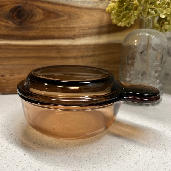 Pyrex | Kitchen | Vision Corningware Bowl Whandle And Lid Pyrex V5b ...